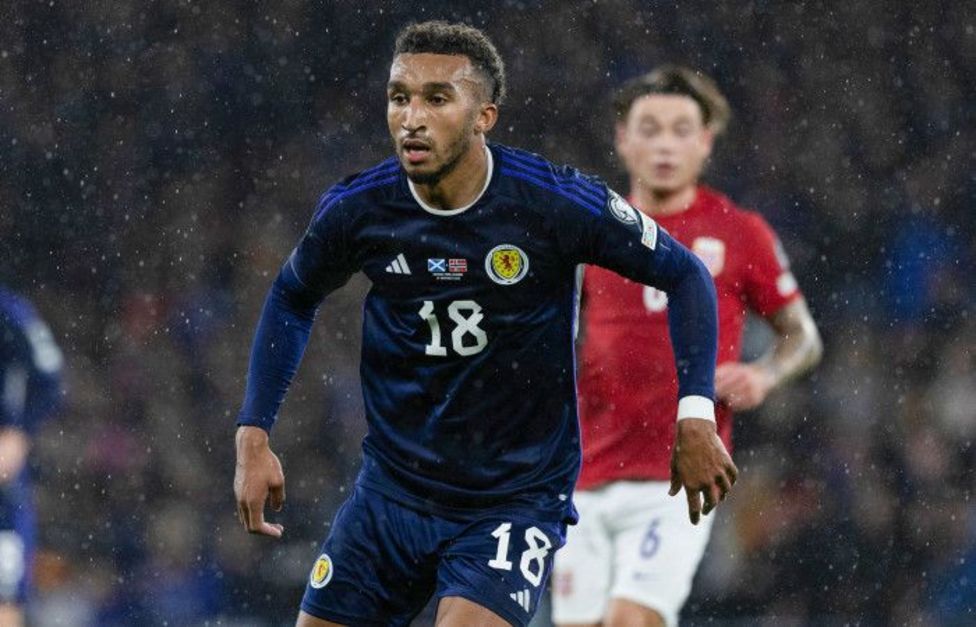 Brown on first start for Scotland - BBC Sport