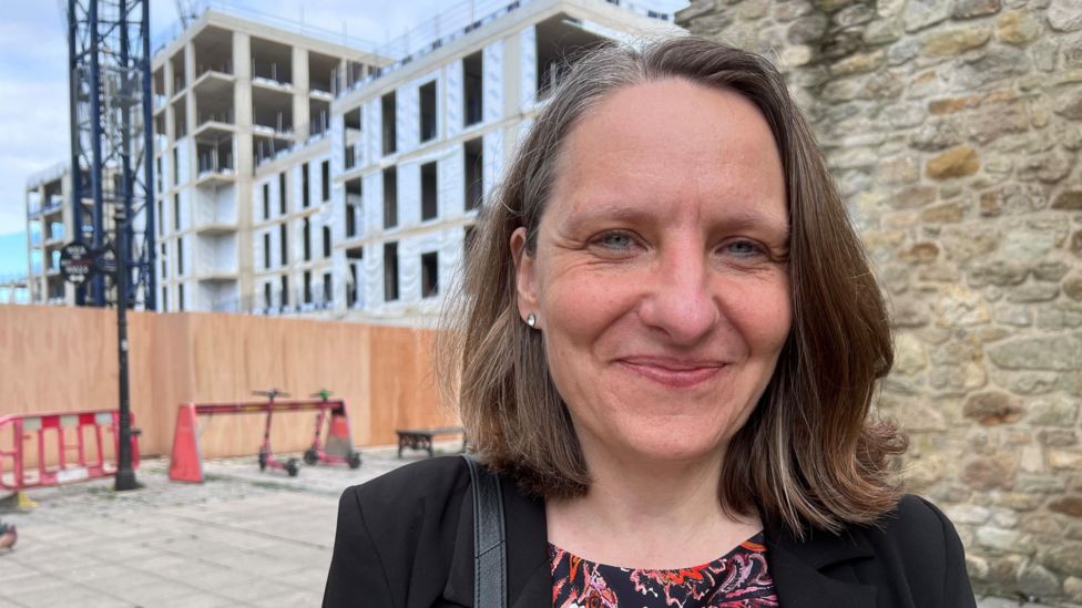 Southampton: Work on £132m project to restart soon say developers - BBC News