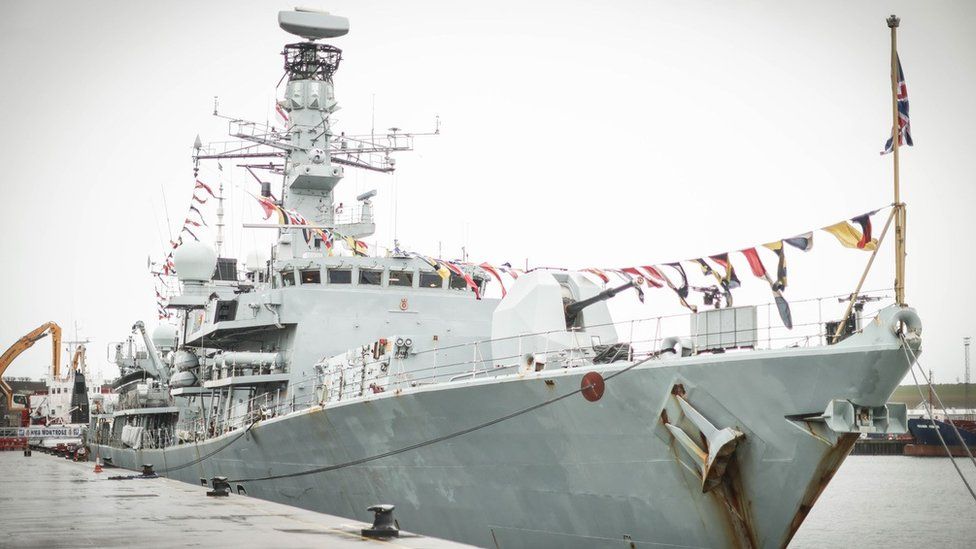 Portsmouth: Stalwart frigate decommissioned from Royal Navy - BBC News