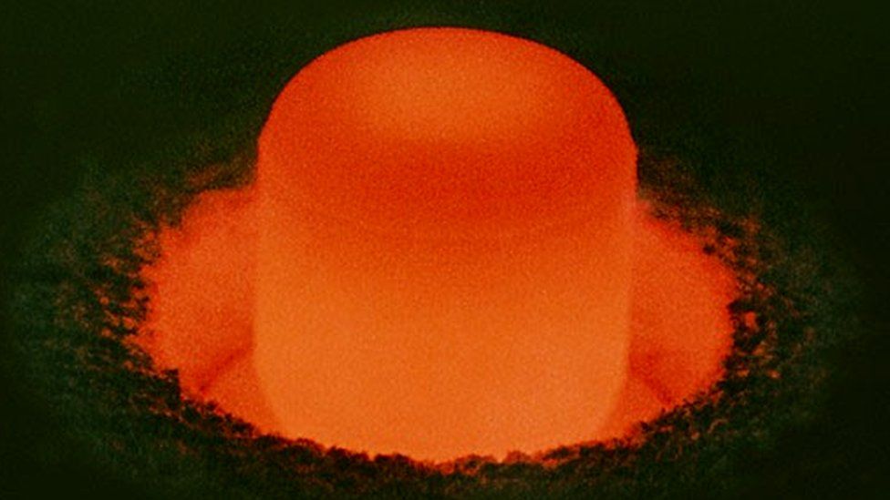 Dorking narrowly avoided 'nuclear bomb drop' fiasco - BBC News