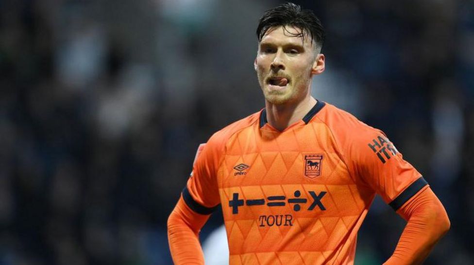 Kieffer Moore form highlights Cardiff City’s attacking woes - BBC Sport