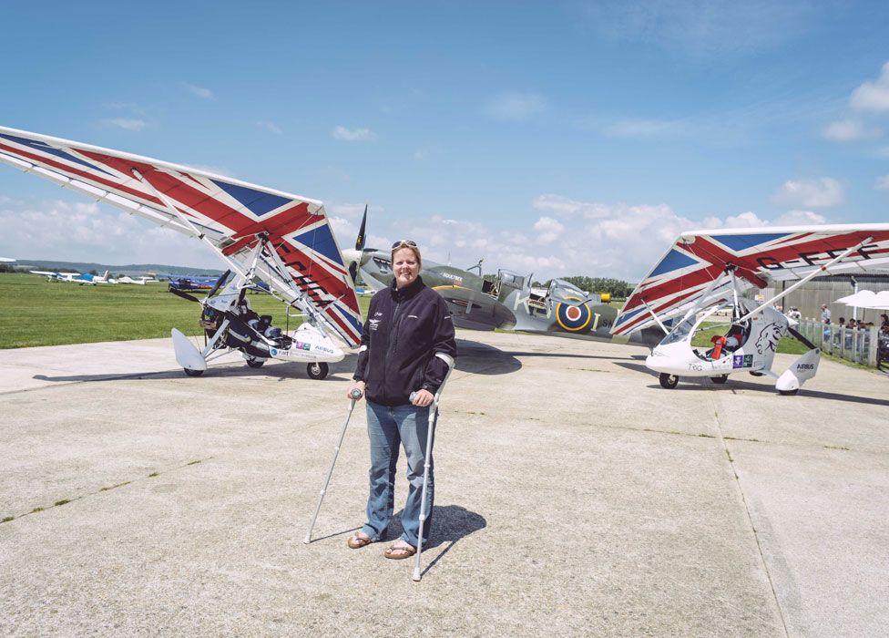 Disabled pilots on round Britain flight reach John O'Groats - BBC News