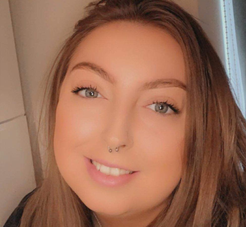 Jodie McCann: Young mother died after failings by hospital staff - BBC News