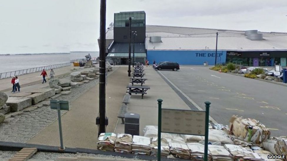 New cruise terminal and riverside berth confirmed for Hull port - BBC News