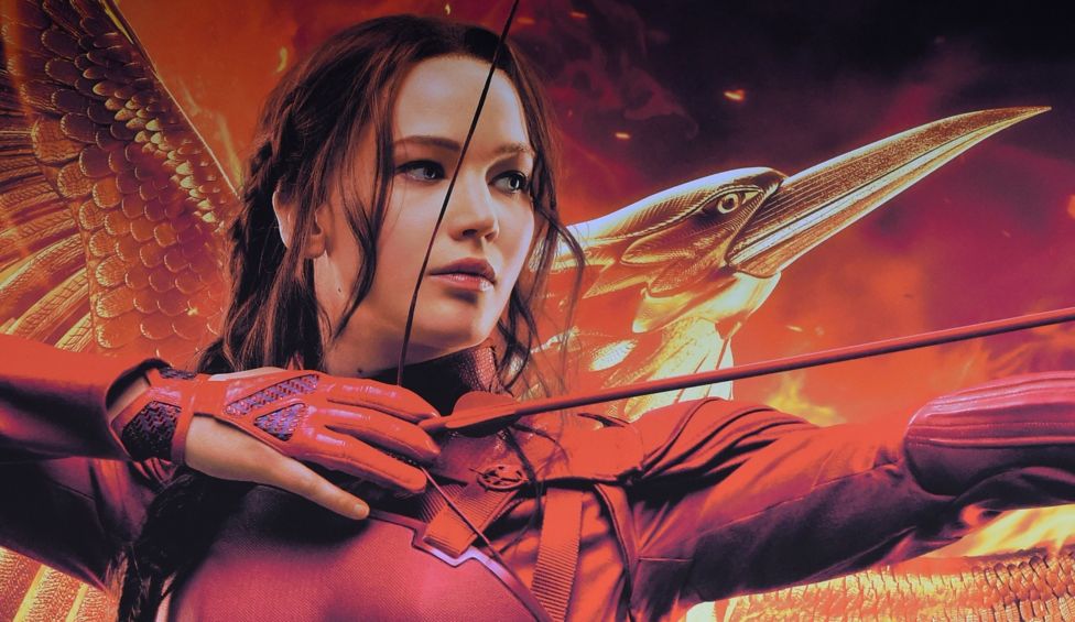 Hunger Games: Conor McPherson to write West End adaptation - BBC News