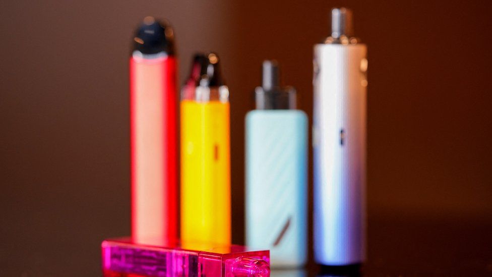Parents warned over vapes 'laced with additional substances' - BBC News