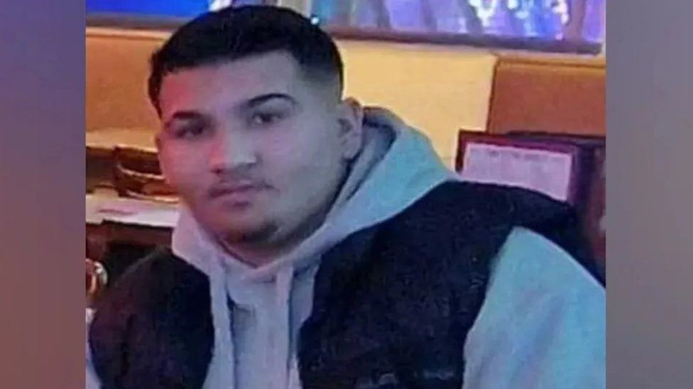 Kevin Pokuta shooting: More arrests in Sheffield murder probe - BBC News