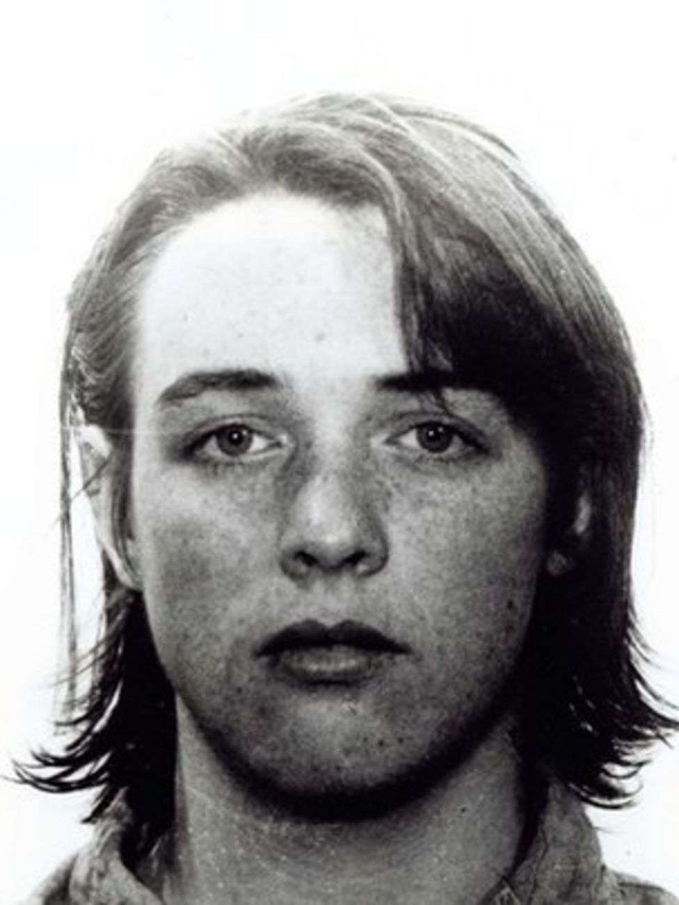 Charles Manson death: Where are the Family members now? - BBC News