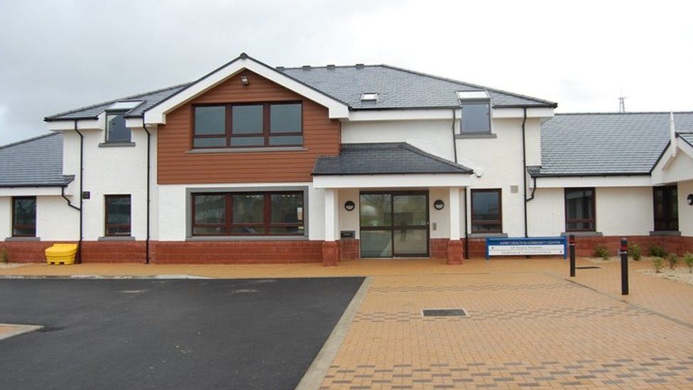 Charity plan to revitalise 'massively underused' Jurby centre - BBC News