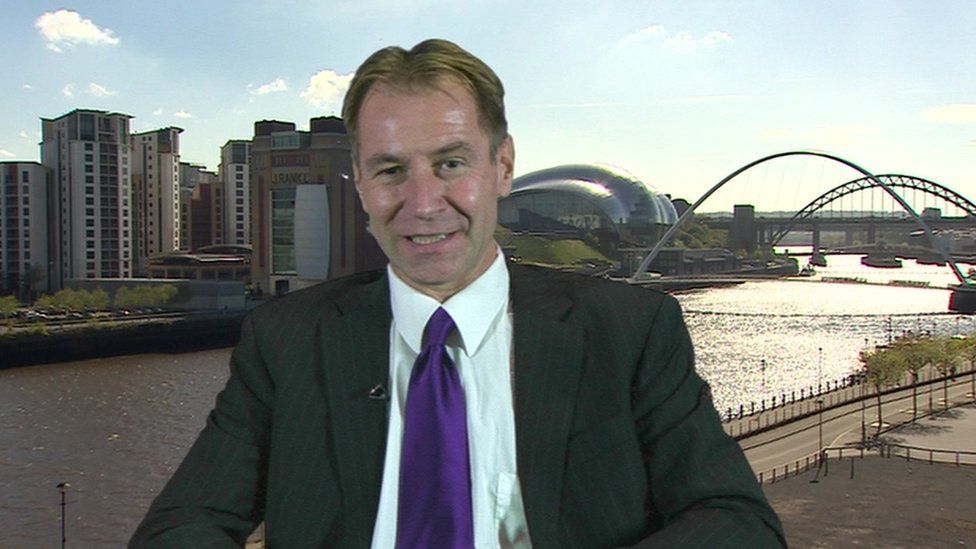 Shared GP appointments trialled - and patients 'like' them - BBC News