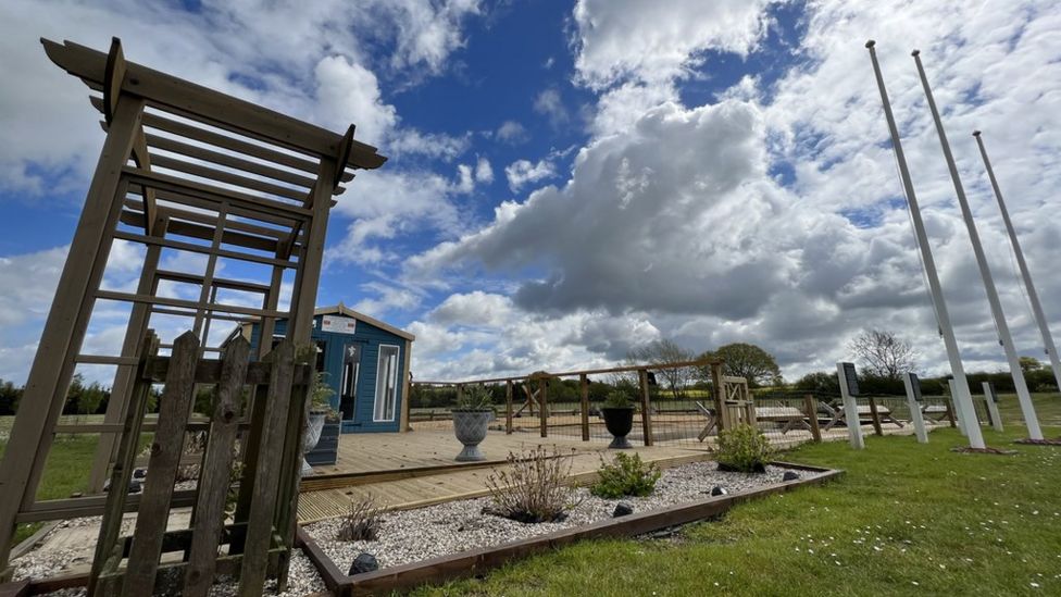 D-Day 80: Normandy veteran, 103, 'determined' to make event - BBC News