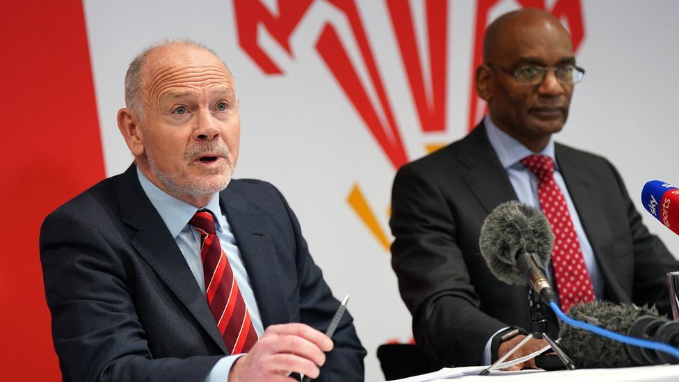 Pedwar rhanbarth 'wedi eu bwlio' gan Undeb Rygbi Cymru - BBC Cymru Fyw