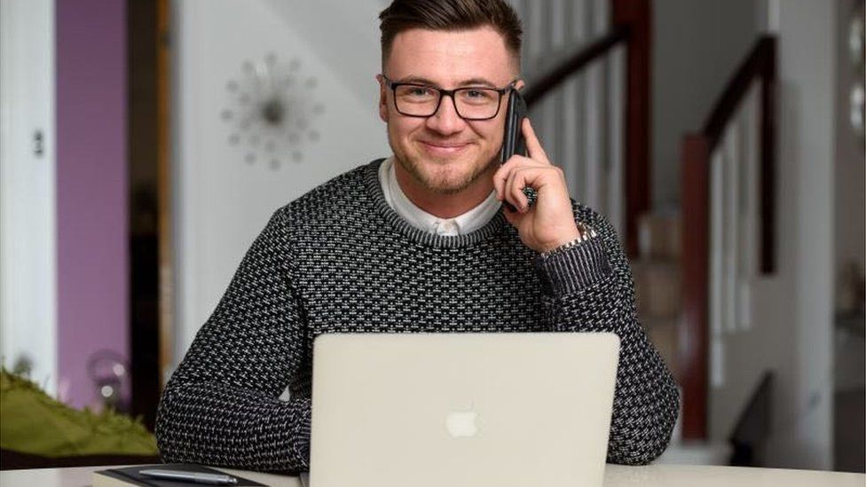 Transfer deadline day with the UK's youngest football agent - BBC News