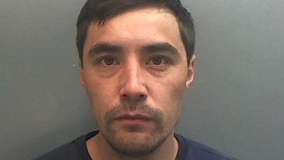 Liverpool shooting: Ex-drug dealer questioned over girl's death - BBC News