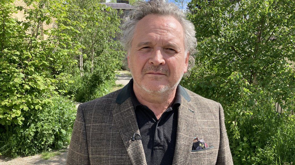 Bannau Brycheiniog: Campaign to reinstate Brecon Beacons park name ...