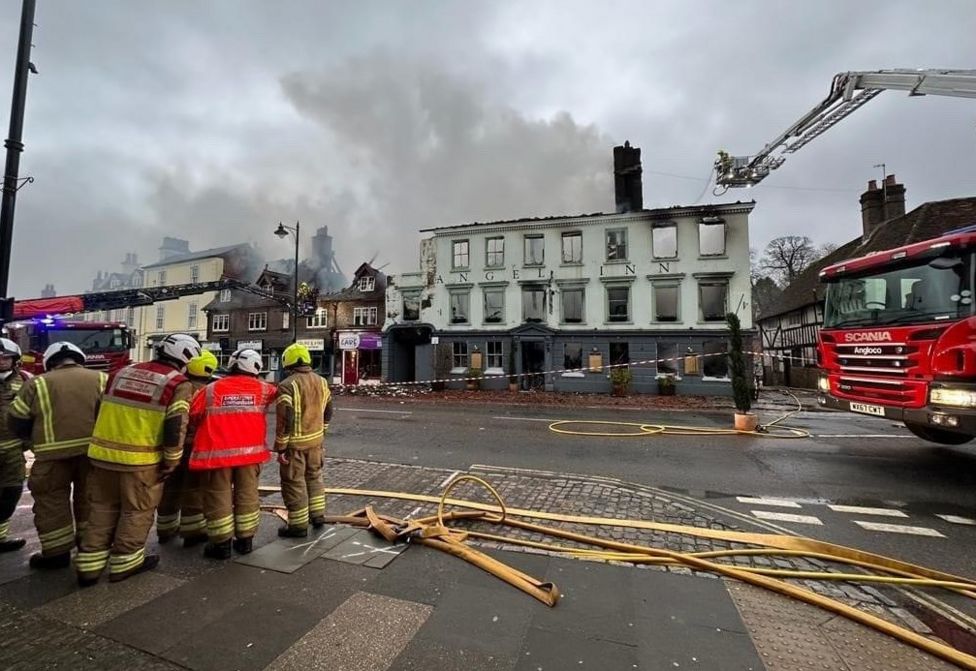 Midhurst main road reopens months after major blaze - BBC News