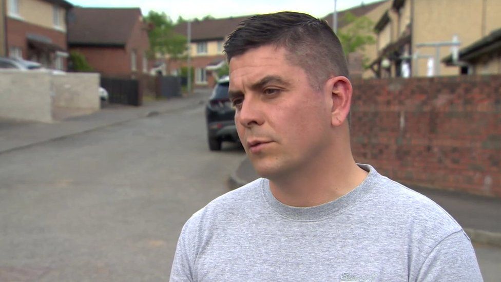 Poleglass: Postman injured in 'vicious and unprovoked attack' - BBC News