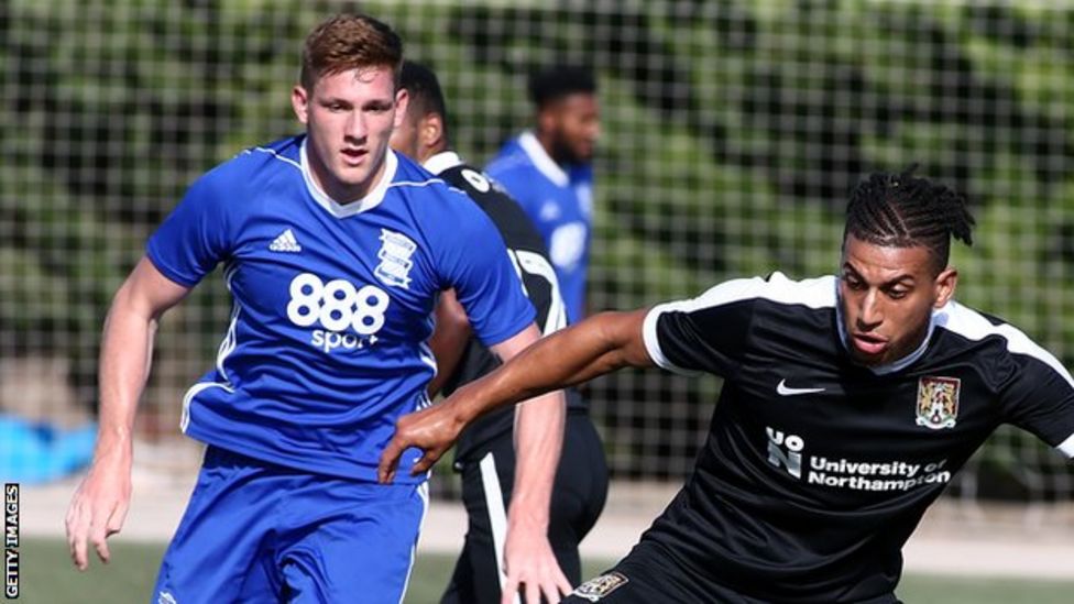 Luke Maxwell: Gateshead sign Birmingham City midfielder on loan - BBC Sport