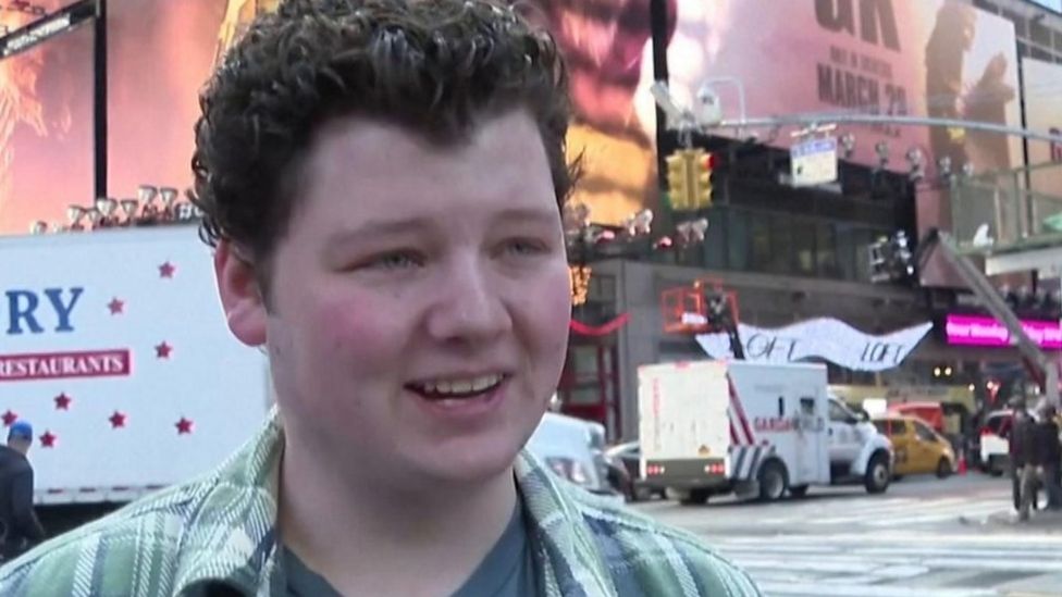 US House passes bill that could ban TikTok nationwide - BBC News