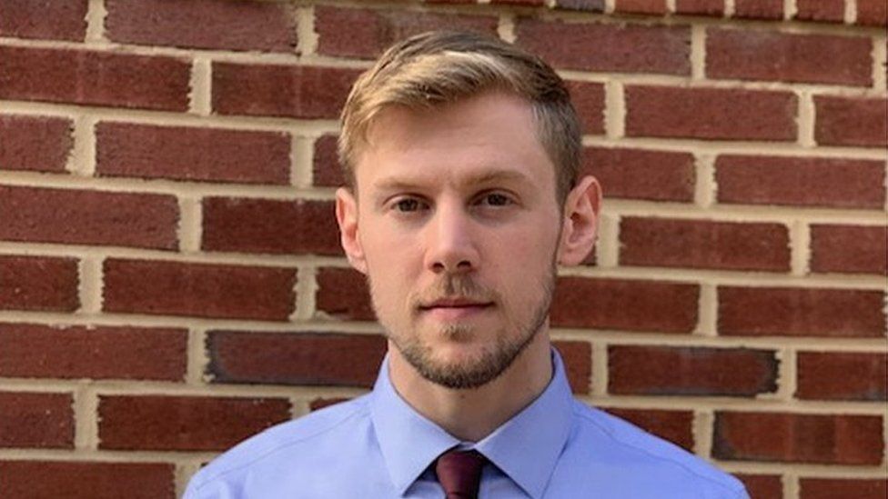 Hunger spikes, demand rises for US food banks - BBC News