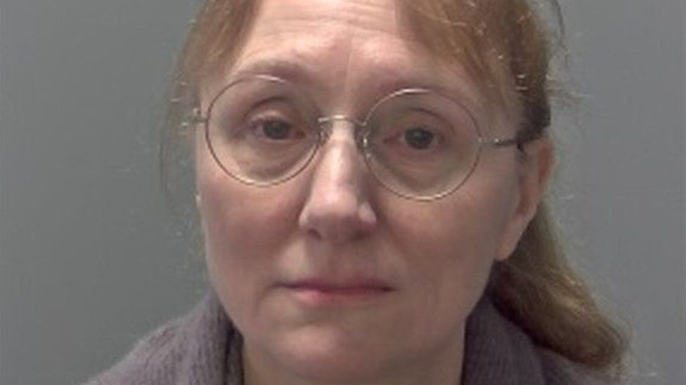 Harpist Danielle Perrett denied appeal over conviction - BBC News