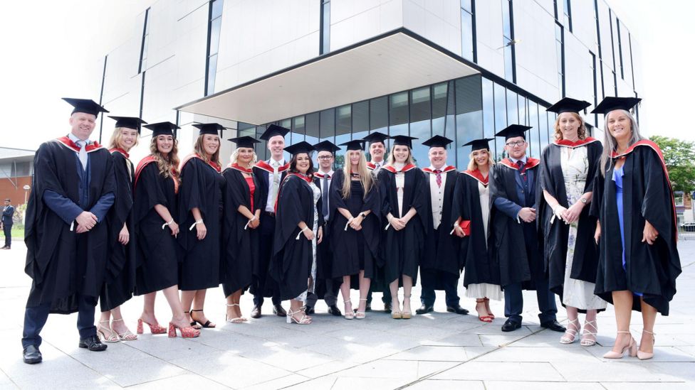 North East Ambulance Service's first paramedic apprentices qualify ...