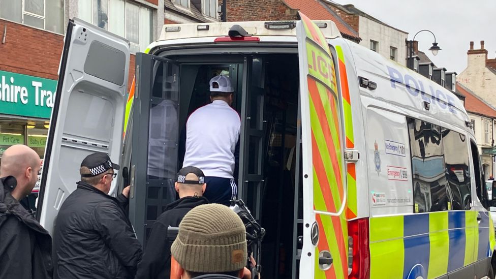 County lines crackdown sees 30 arrests across York and Selby - BBC News