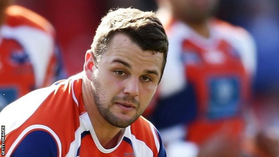 Scarlets sign versatile Australian back Paul Asquith - BBC Sport