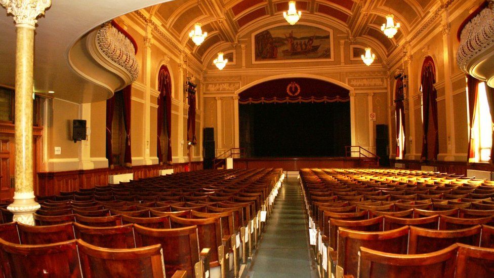 Londonderry: St Columb’s Hall awarded over £750K funding - BBC News