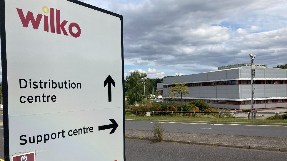 Wilko: Worksop head office making 237 more staff redundant - BBC News