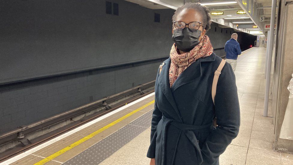 Covid Omicron restrictions: Does mask-wearing have public support ...