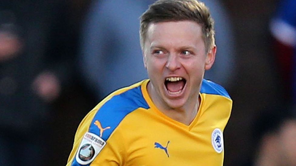 Nyal Bell: Chester sign Gateshead striker on loan until January - BBC Sport