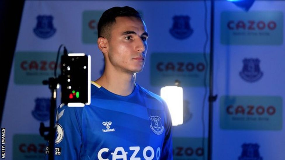 Anwar El Ghazi joins Everton on loan from Aston Villa - BBC Sport