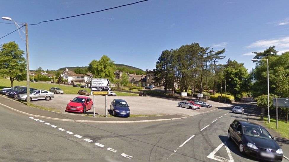 Man died from punch in car park next to Maesteg hospital - BBC News
