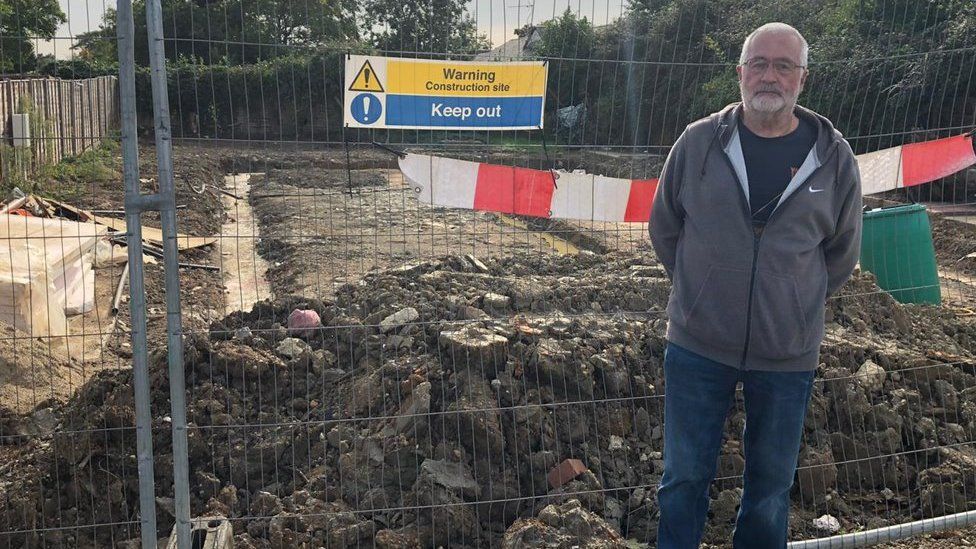 Milton Keynes fire-razed house owner waiting for rebuild - BBC News