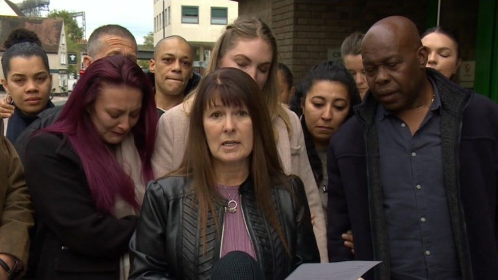 Laindon: Teenager guilty of James Gibbons murder - BBC News