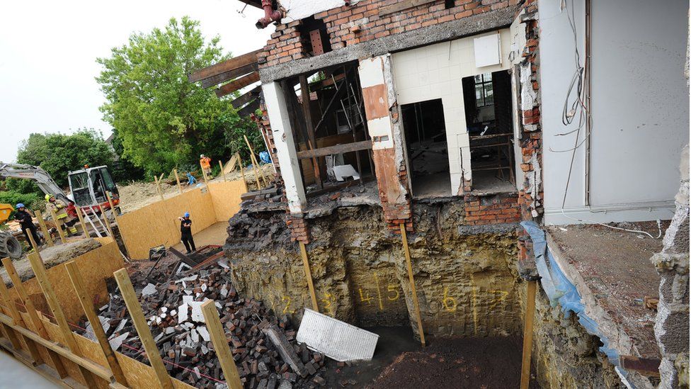 Penarth house collapses during basement extension - BBC News