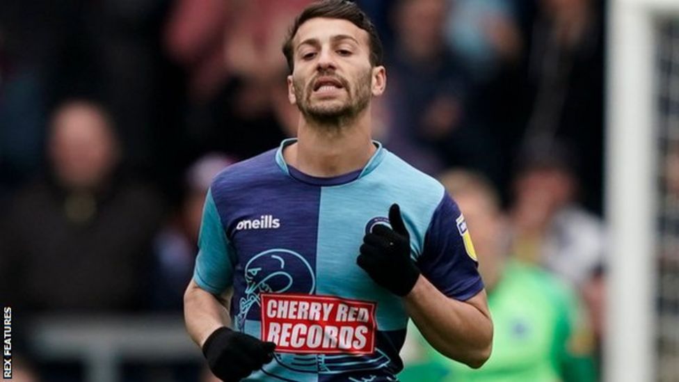Scott Kashket: Wycombe striker signs new three-year contract - BBC Sport