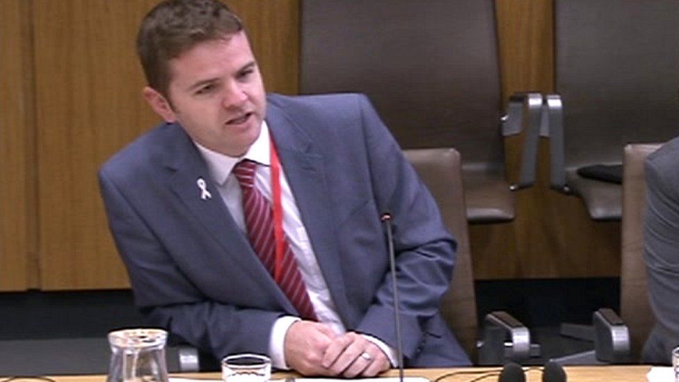 Schools' cash rise half what ministers claim, says WLGA - BBC News