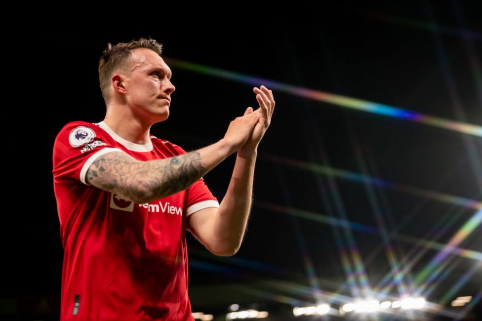 Man Utd: 'I managed to live a dream at United' - Jones - BBC Sport