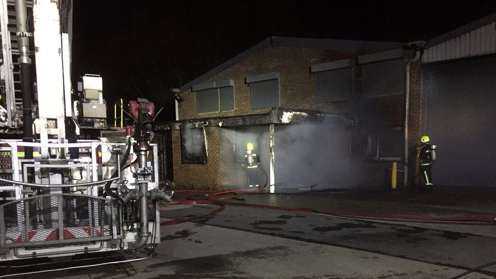 Fire at Stockton warehouse storing Syria aid 'suspicious' - BBC News