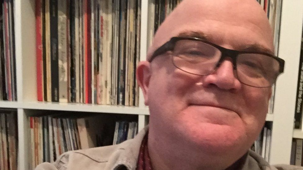 Not just for hipsters: Why we fell back in love with vinyl - BBC News