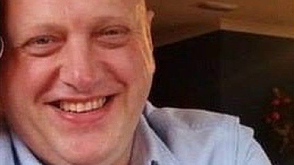 Stoke-on-Trent man dies in hospital after fatal punch - BBC News