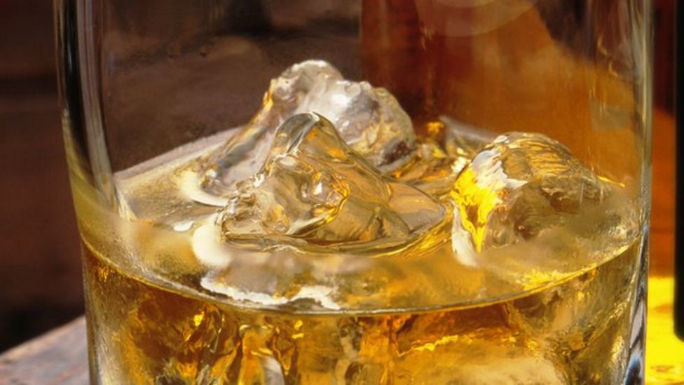 Cashing in on Singapore's 'SG50' jubilee - BBC News