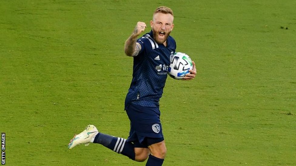 Johnny Russell: MLS forward aims for Scotland squad return - BBC Sport
