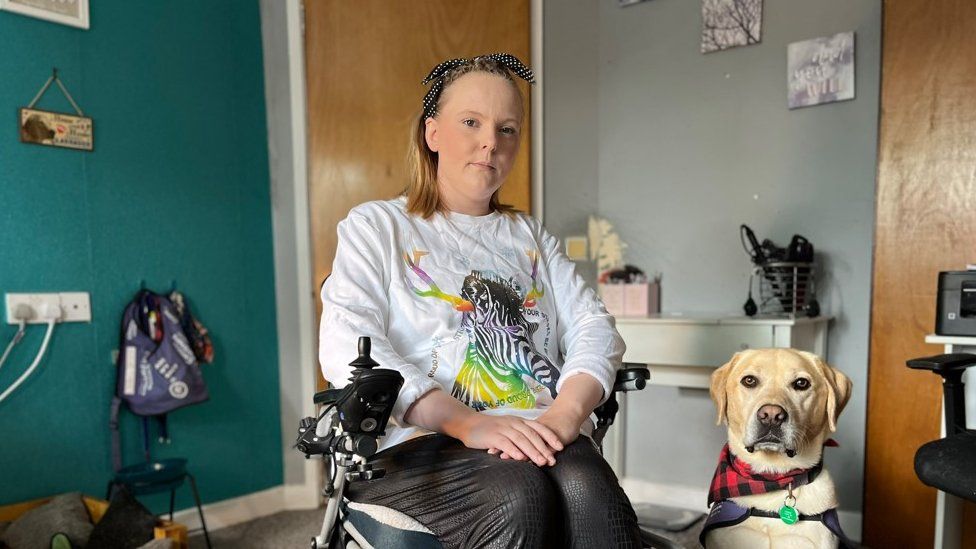 Energy costs: 'We'll get by but it'll still be a struggle' - BBC News