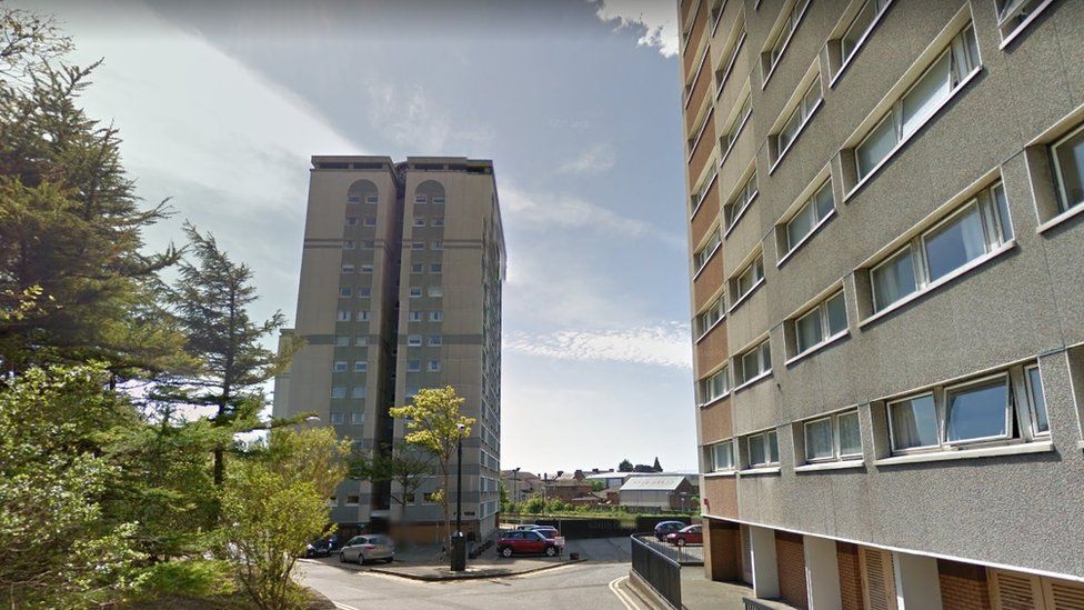 Tower block residents in Glasgow and Ayr offered reassurance - BBC News
