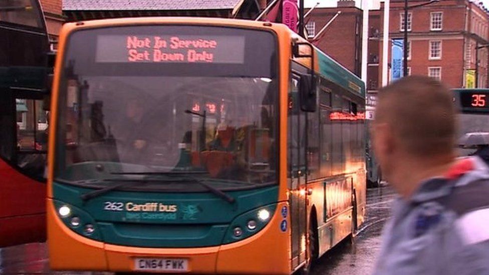 Cardiff Bus workers' strike ends after pay offer agreed - BBC News