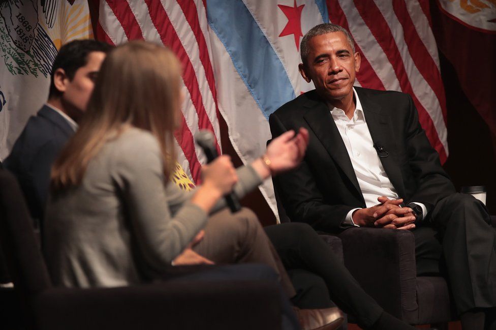 Obama urges next generation to ‘knock down barriers’ - BBC News