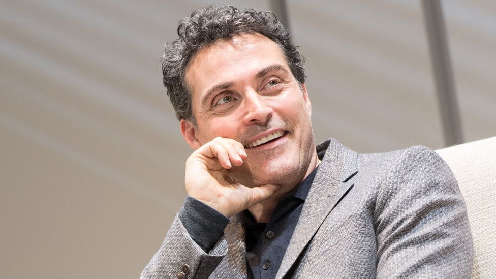 Rufus Sewell says role in Art was 'very inconvenient' for family - BBC News